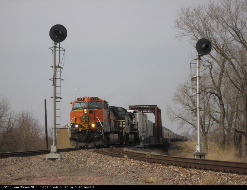 BNSF 992